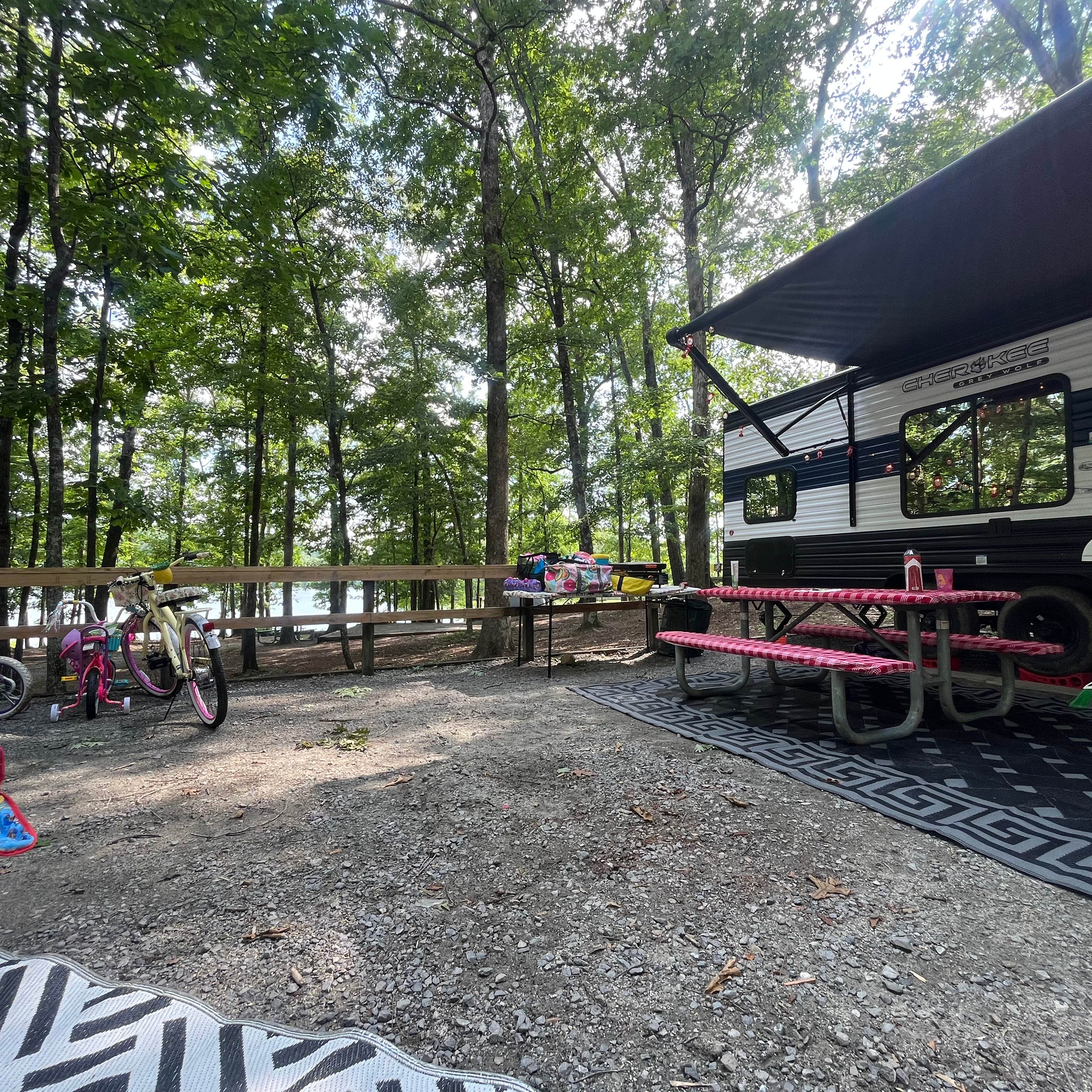 Rocky Mountain Recreation and Public Fishing Area Camping | Lyerly, Georgia