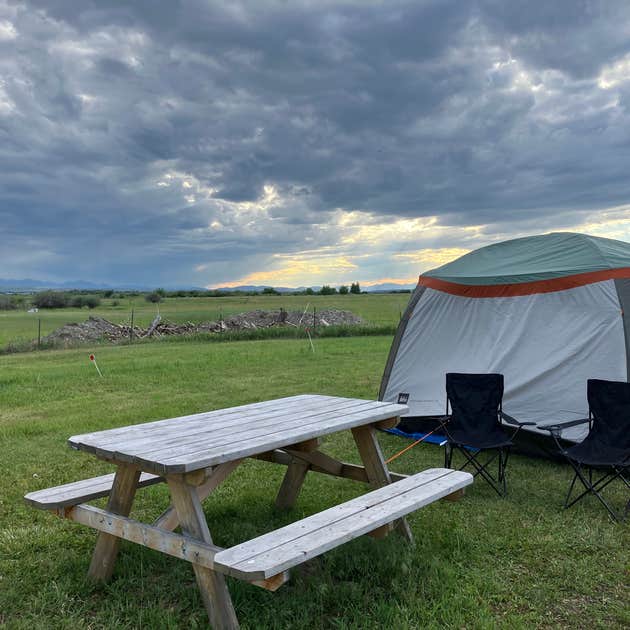 Serenity Sheep Farm Stay Camping | Belgrade, Montana