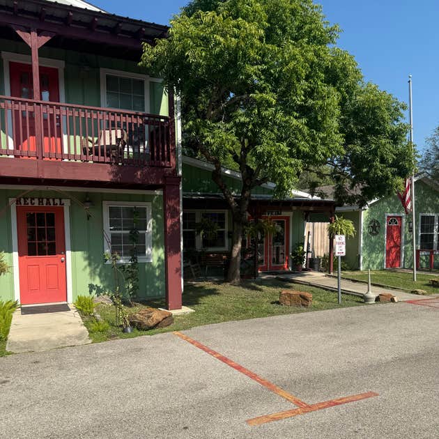 South Main RV Park | Bellaire, Texas