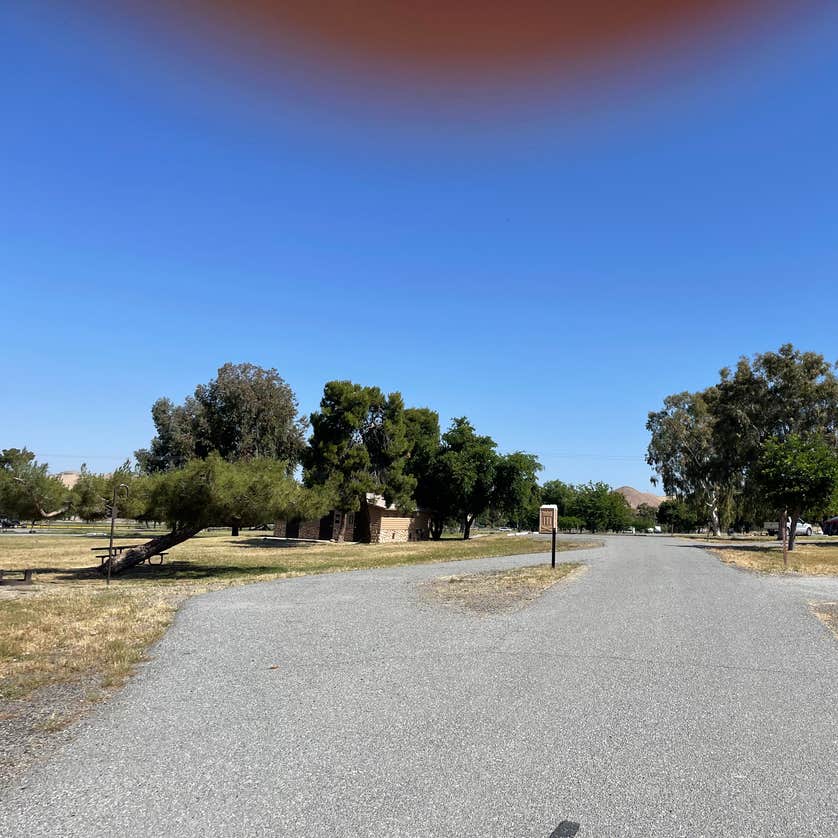 COE Success Lake Tule Campground | Springville, California