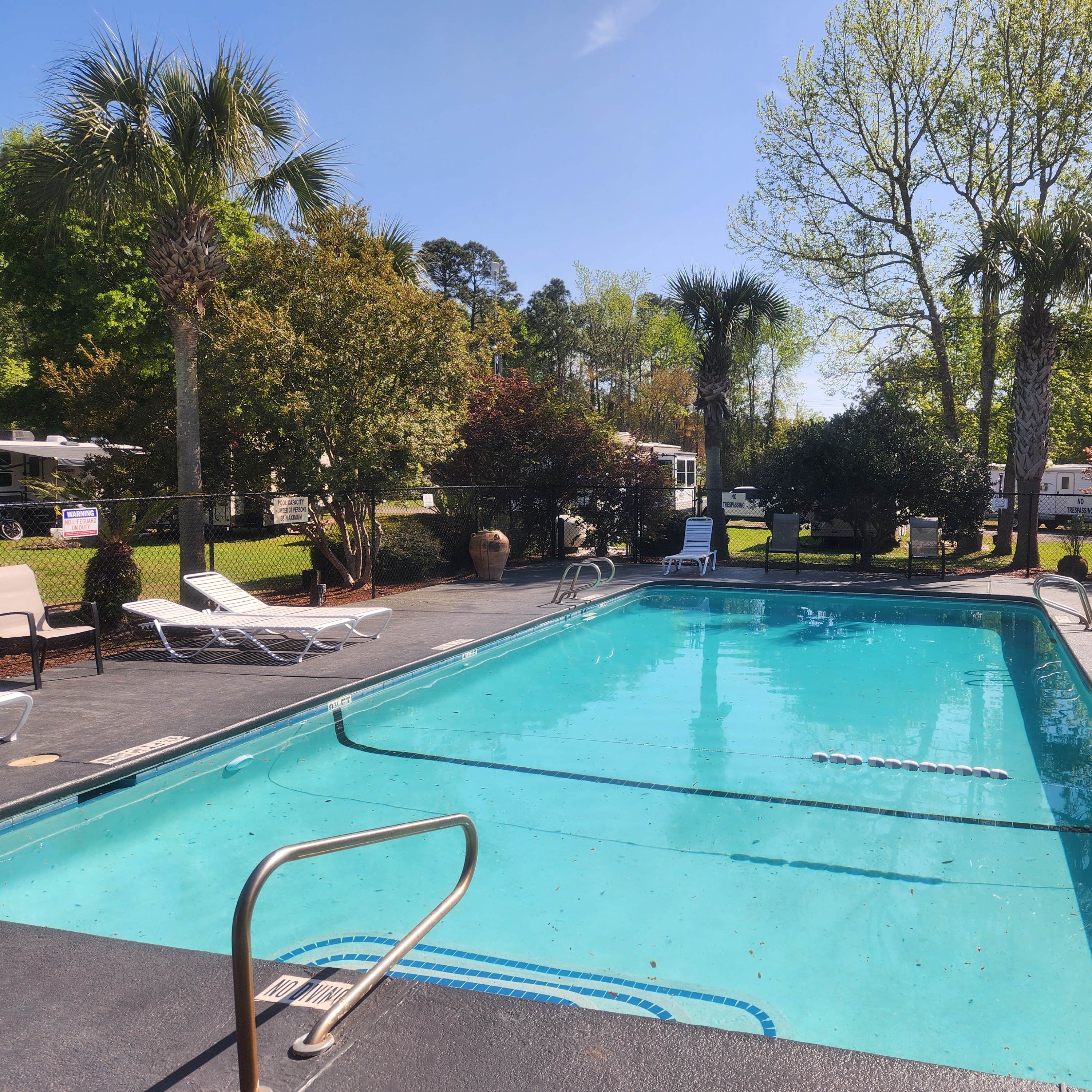 Southern Retreat RV Park | Brunswick, Georgia