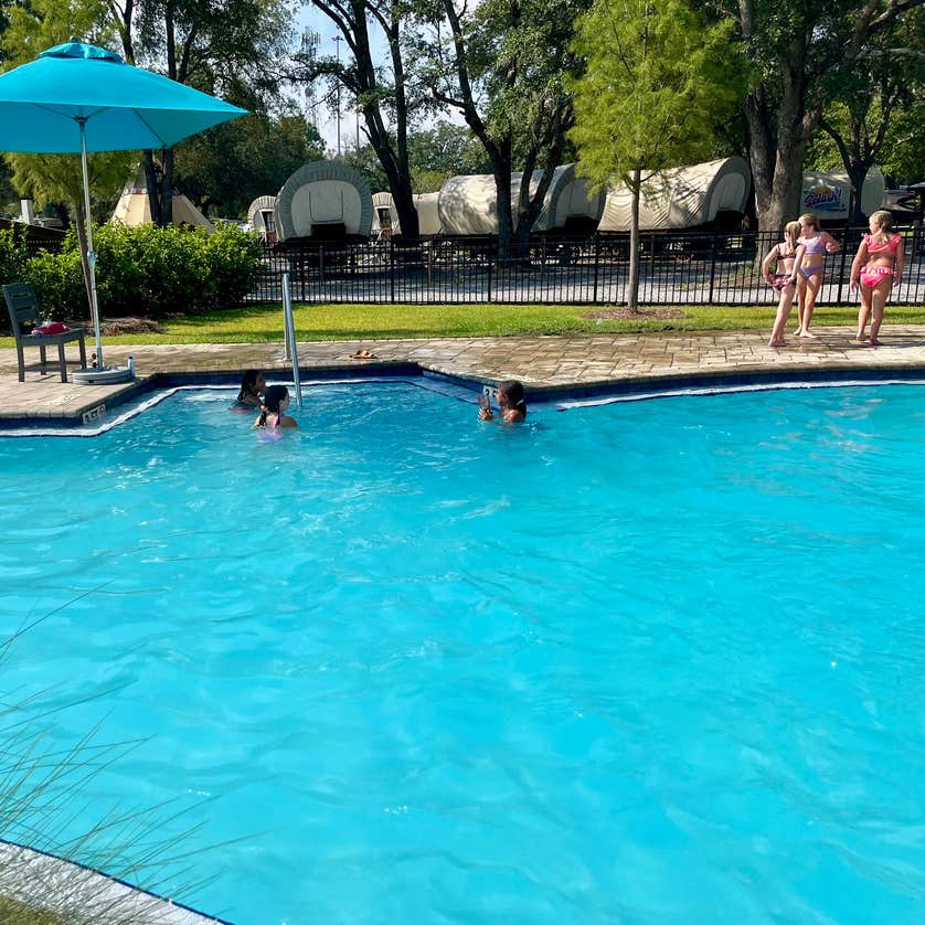 Splash RV Resort & Waterpark | Milton, Florida