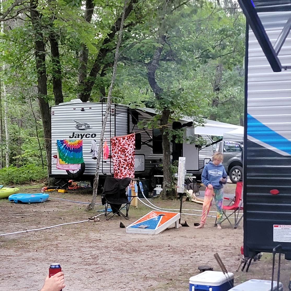 Twin Bears Wooded Campground | Indian River, MI