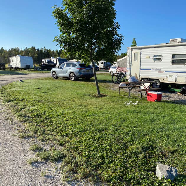 Wa-Wen Resort Camping | De Tour Village, Michigan