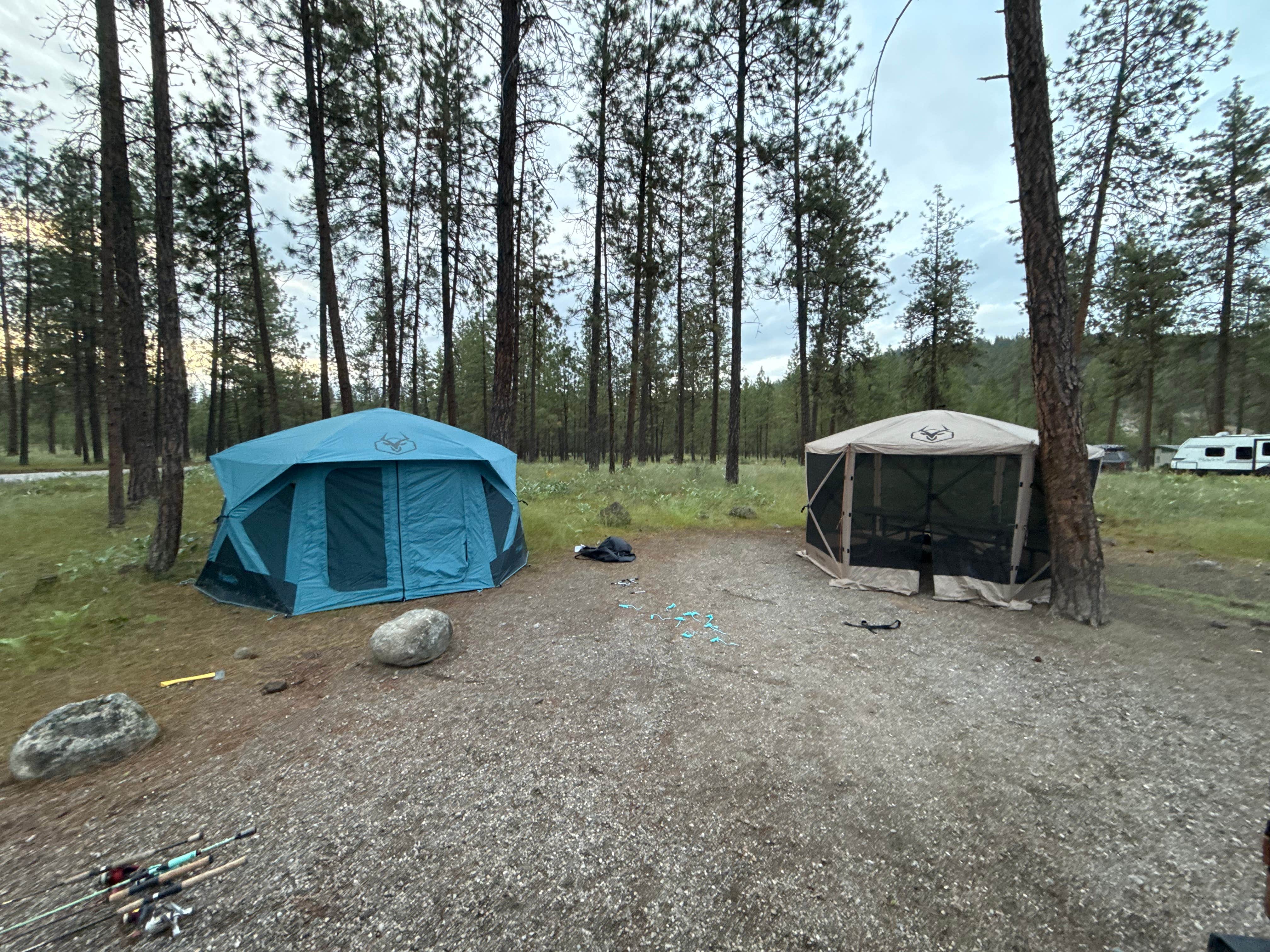 Lake Spokane Campground—Riverside State Park | Tumtum, Washington
