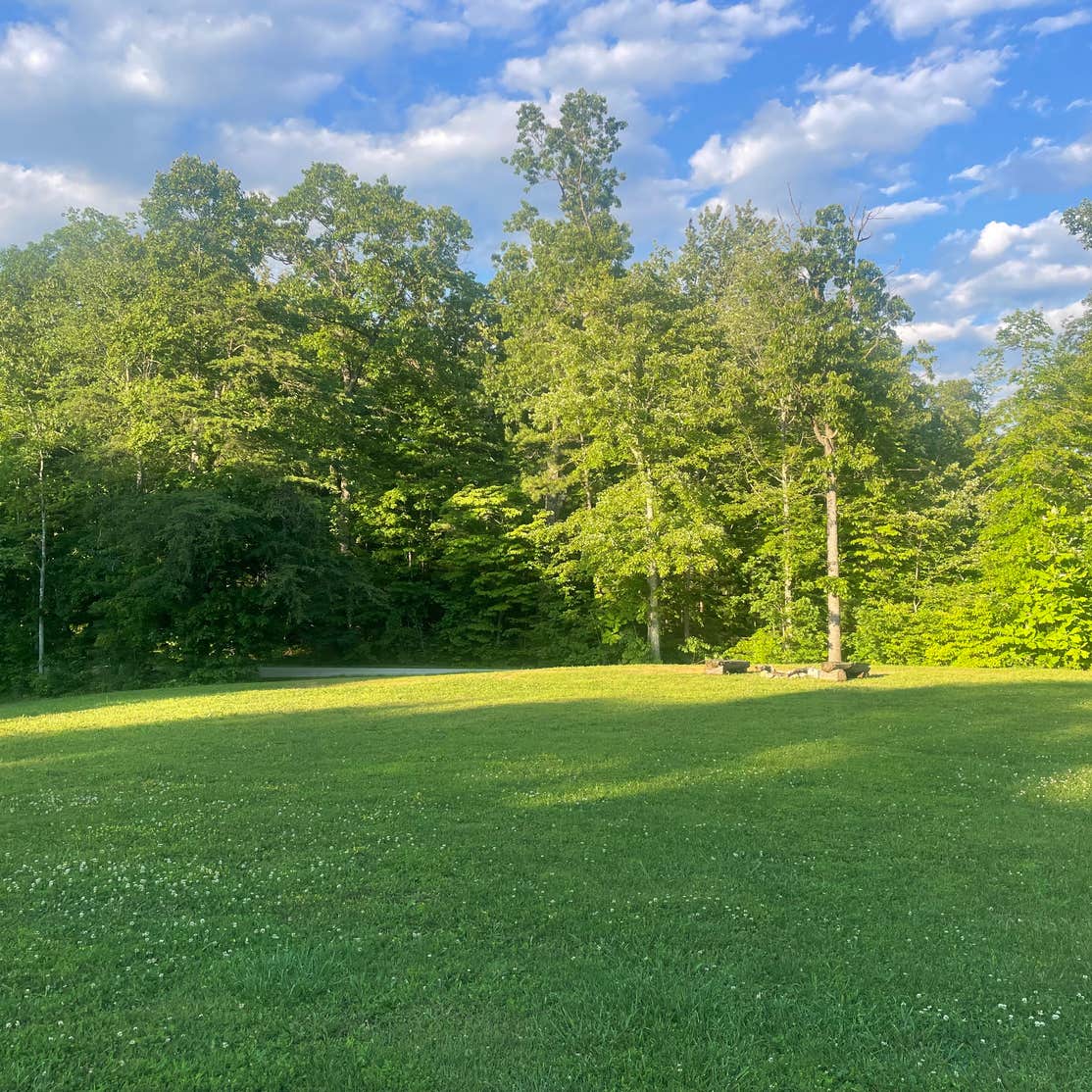 Woodstock Campground | Pine Ridge, KY