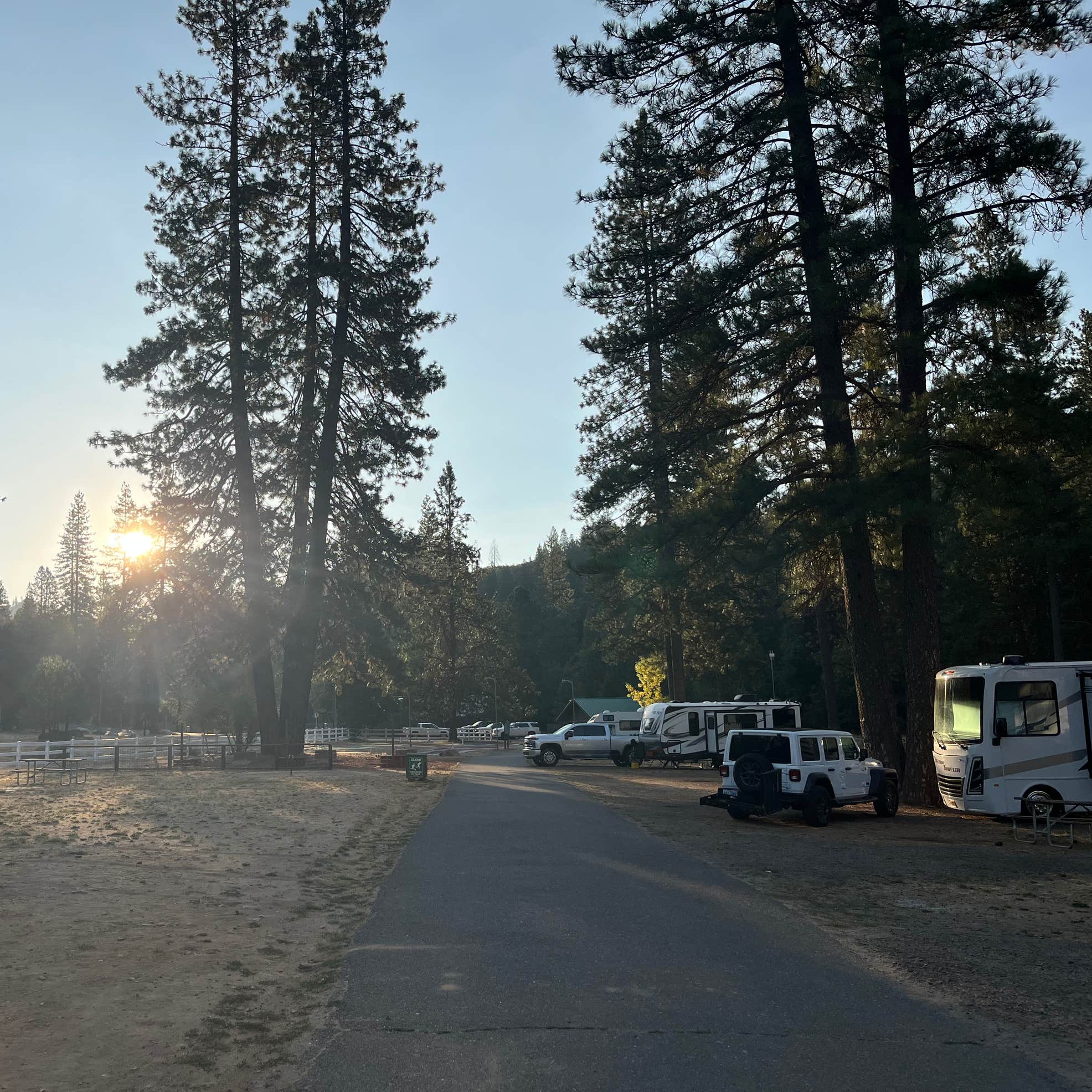 Thousand Trails Yosemite Lakes Camping | Eastman Lake, California